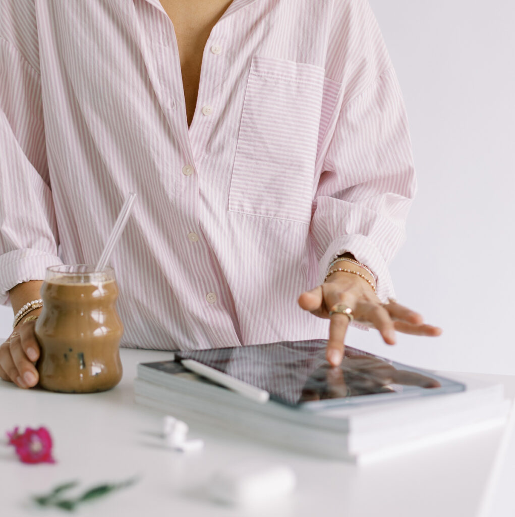 Freelance: Aesthetic Workspace Stock Photos and Videos - Haute Stock Blog